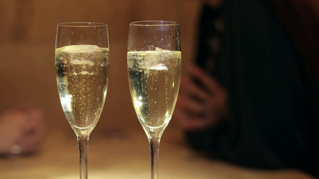 Brand new Bottomless Fizz Experience! – Champagne Bar